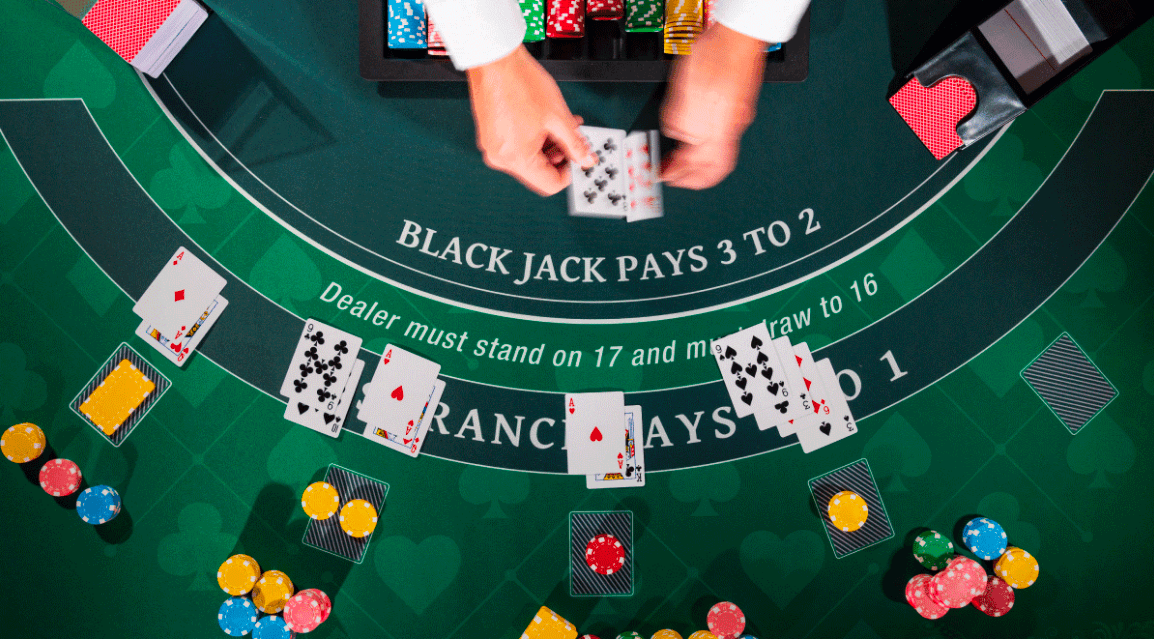 Tabella Blackjack: Schema e Combinazioni